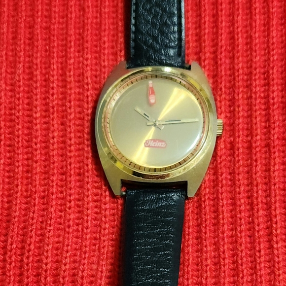 Heinz | Accessories | Rare Vintage Collectable Heinz Ketchup Watch ...